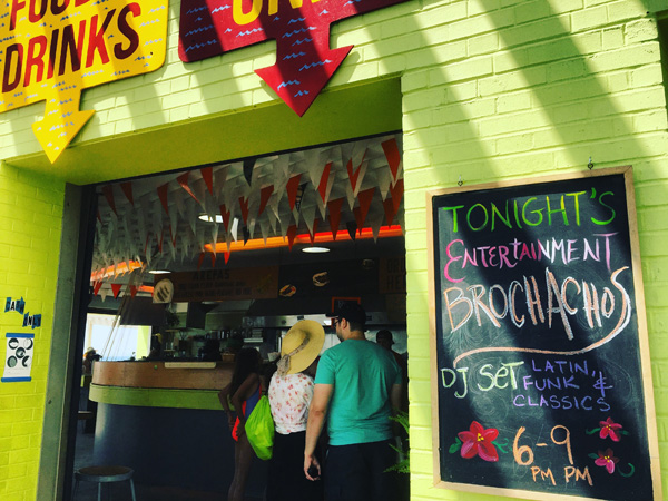 #CruiseYourCity on our Rockaway route to enjoy a weekend by the beach ...